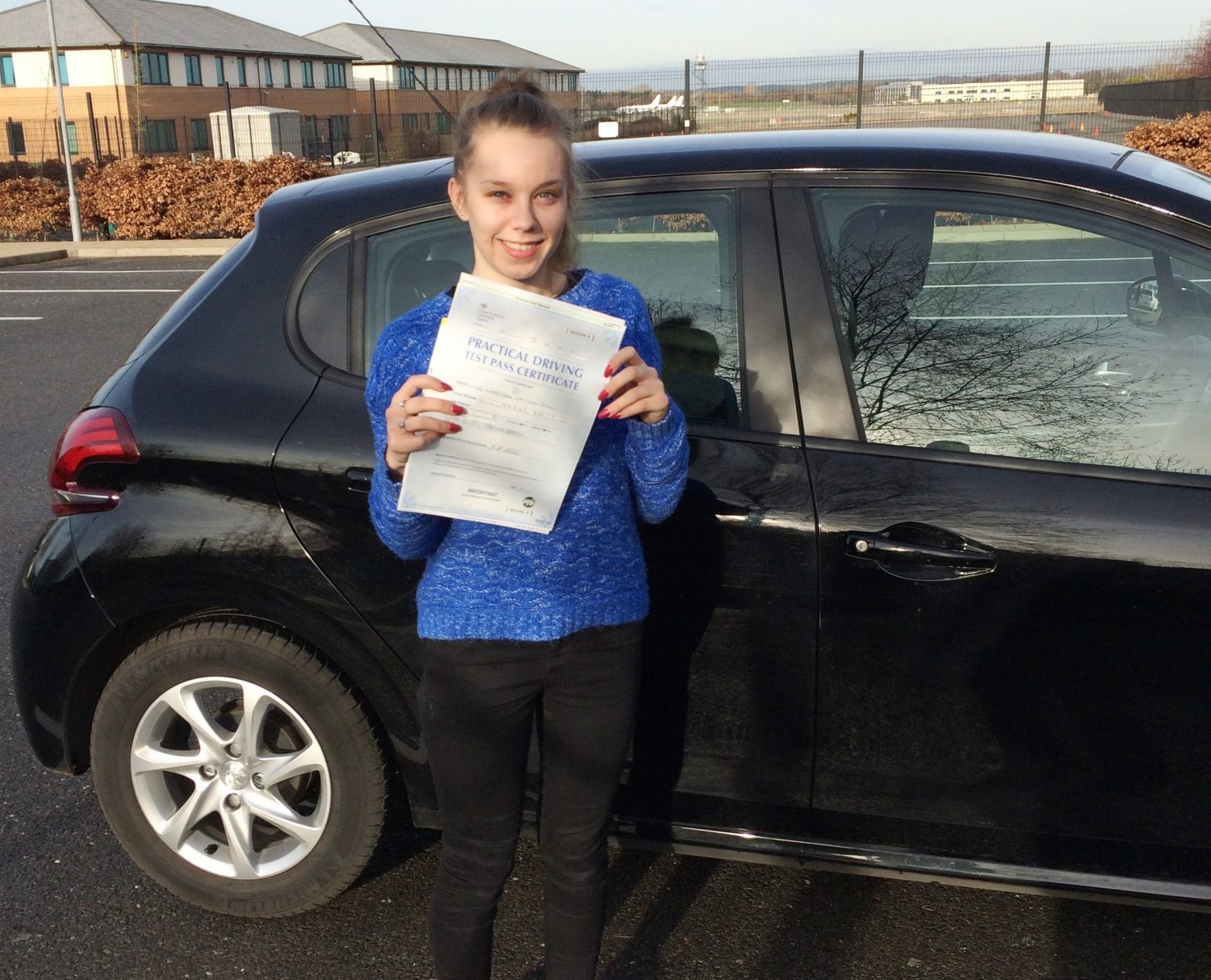 Driving Test Pass in Farnborough for Maddie - Blue Driving School